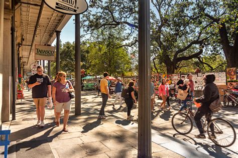 뉴올리언스 루이지애나 미국의 프렌치 쿼터 아웃도어 마켓 노점 뉴올리언스에 대한 스톡 사진 및 기타 이미지 뉴올리언스 Mardi Gras New Orleans