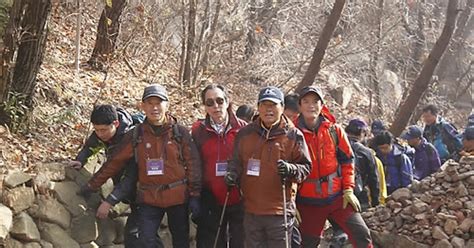 섬산련 장학기금 조성 등반대회 성황리 개최