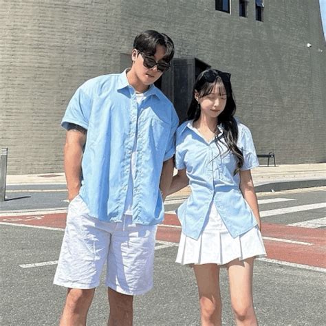 허리잘록 여름 커플룩 커플 반팔 셔츠 남녀공용 커플티 오버핏 데이트 데일리 꾸안꾸 시밀러룩 빅사이즈 슬림핏 셔 츠 허리끈 여리핏 소라 오프숄더 블라우스 하객룩 남방 여행