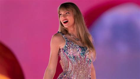 TAYLOR SWIFT GETS BOOED AT SUPER BOWL 2025 RECEIVES SUPPORT FROM SERENA WILLIAMS Inside Port