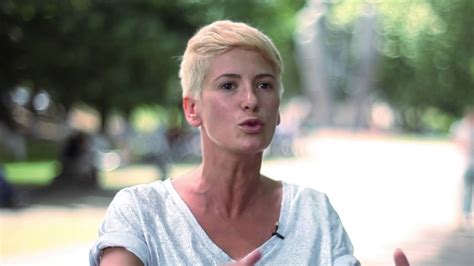 ქალაქი ამბობს თიკო სადუნიშვილი Youtube