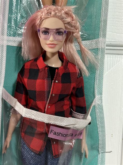 Fashionista 109 In Her First Flannel Shirt Rbarbie