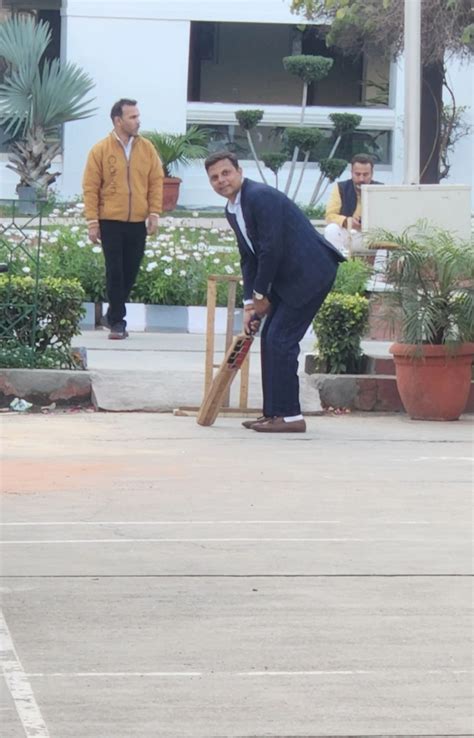 Ravi Shankar Jaiswal On Linkedin Cricket