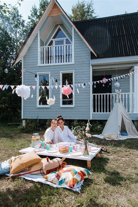 Tips For Throwing The Ultimate Housewarming Party Sendo Invitations