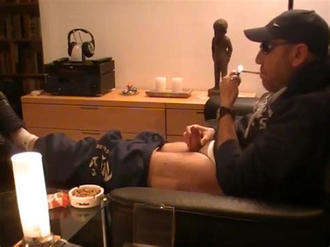 Smoking Wanking In Nike Shox Thisvid Com