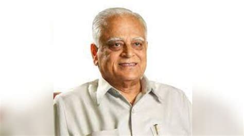 जळगाव शहराचा परमेश्वरच वाली सुरेश जैन यांचे मत Former Minister