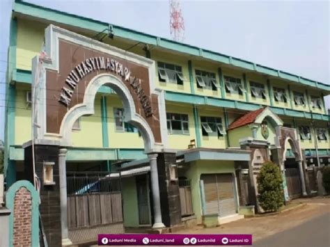 Ziarah Di Makam Kh Mc Amin Sholeh Pendiri Pesantren Hasyim Asyari Jepara Lokasi Ziarah