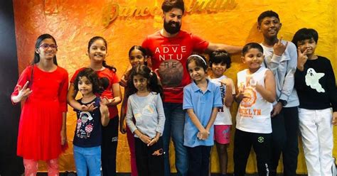 js dance academy kochi whatshot