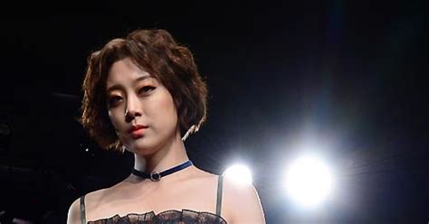 [포토] 아슬아슬 비치는 시스루 란제리