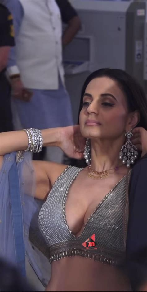 Ameesha Patel : r/bollyarm