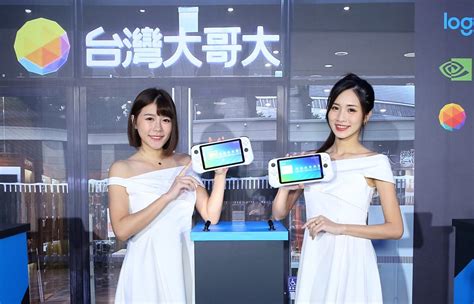 Logitech G Cloud 雲端遊戲掌機 雲爸的私處