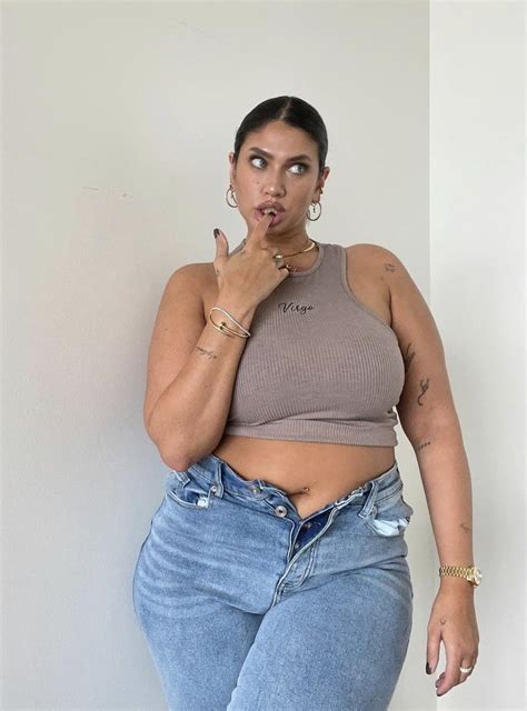 Pin By Blackcat18 On Latecia Thomas Plus Size Models Fashion Model