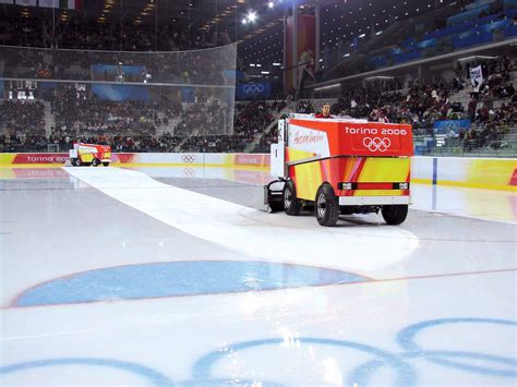 Who Invented The Zamboni Ice Resurfacing Machine At Armando Mendoza Blog
