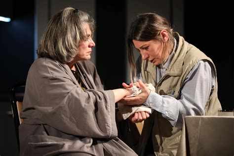 მინდა დიდი აბრა ჩამოვიკიდო სათევზაოდ წ Theatrelifege