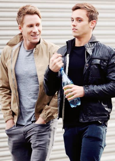 Tom Daley And Dustin Lance Black Out In London 4t Tumbex