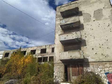 I Buchi Neri Di Sarajevo Un Libro Di Bozidar Stanisic Alternativetrip