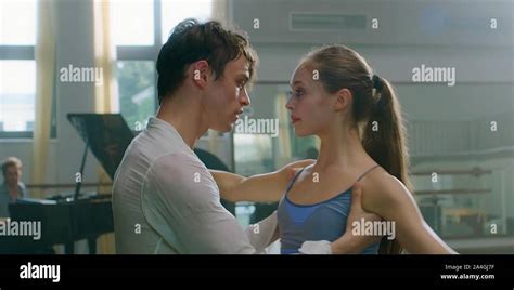 Juliet And Thomas Doherty High Strung Free Dance Thomas