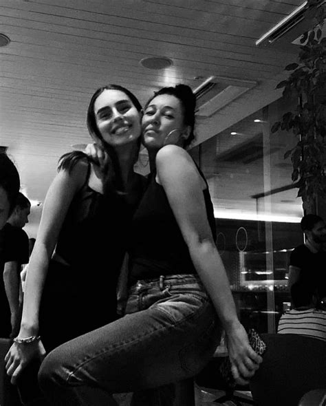 ჩემი იმედი” მარიკუნა მიქატაძის ქალიშვილი დედის უცნობ ფოტოს აქვეყნებს