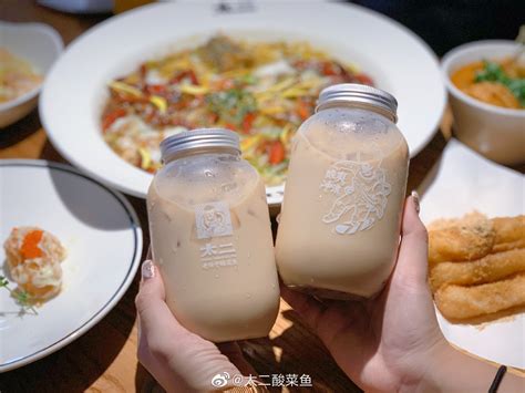 螺蛳粉、大闸蟹、番茄蛋汤秋天的第一杯奶茶应该选这些奇葩口味 咖啡茶与冰淇淋杂志