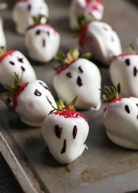 Strawberry Ghosts Cup Of Yum