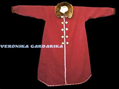 DRESS ON DEMAND. Rus / Balkanic coat with fur collar and hungarian ...