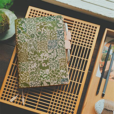 Eiji Mitooka Floral Lattice Green A5 Size Fits Cousin Techo Lineup Hobonichi Techo 2023