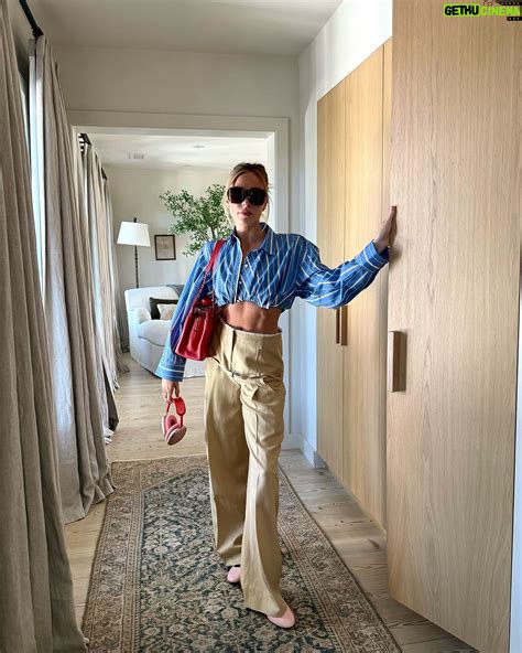 Alexandra Cooper Wiki Biography Age Gallery Spouse And More