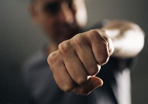 What Is The Difference Between Assault And Aggravated Assault