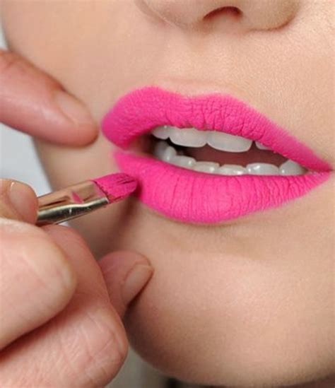 Hot And Sexy Lipstick Color Ideas For