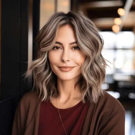 45 Best Medium Length Hairstyles For Women Over 50 Mid Length Bobs