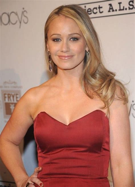 Hot And Sexy Photos Of Christine Taylor ThBlog
