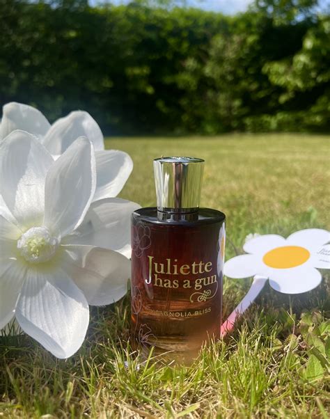 Juliette has a gun's Magnolia Bliss evokes summer holidays - WOWwatchers