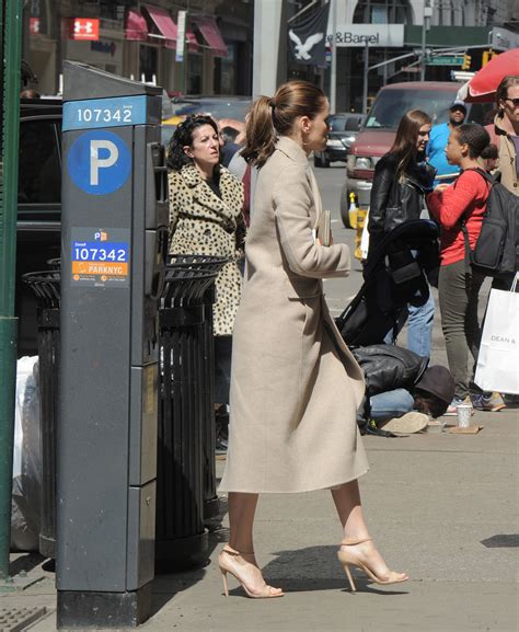 Amanda Peets Feet
