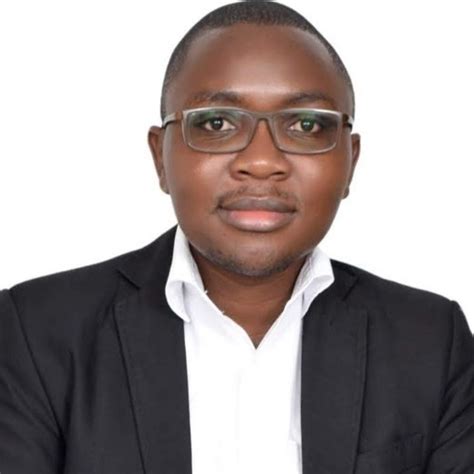 activeloop blog author derrick mwiti bio and articles
