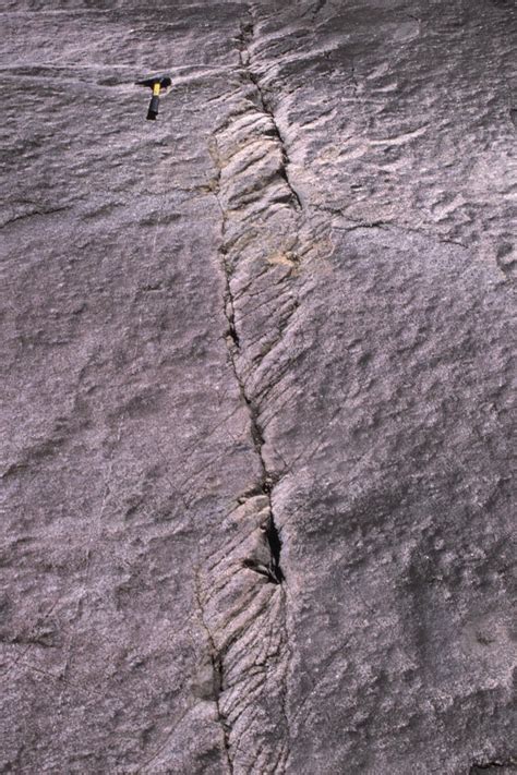 En Echelon Faults And Fractures Vertical Geology Pics