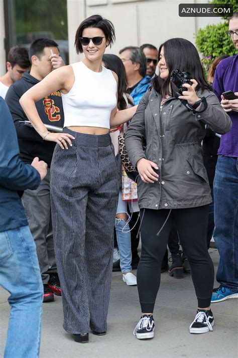 Jaimie Alexander Pokies While Arriving To Her Hotel In New York City Aznude