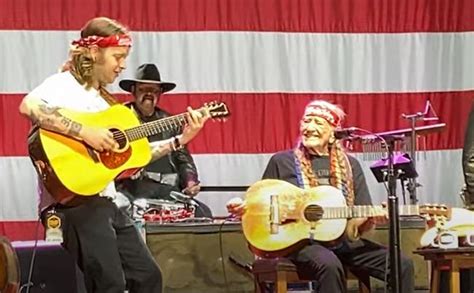 Took A Screen Grab From A Video Of Willy Smiling At Billy During A Solo