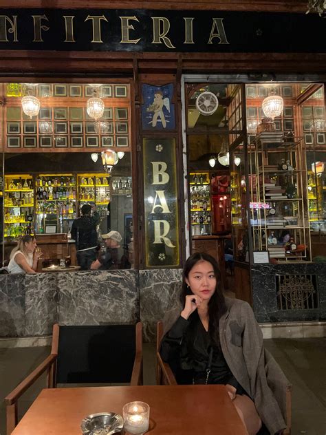 첫 해외생활 이후 한국에 돌아갔을 때 이런 말 들어본 적 있어 너 되게 변했다 내가 자주 들었던 말이야 평생을 한국에서 살다가 스페인 교환학생을 마치고 돌아갔을