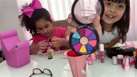 Tutorial De Maquiagem Com Minha Prima Mari Youtube