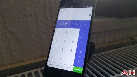 Calculator Is A Sleek Looking App With Themes Built In