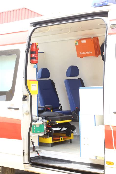 What Is The Difference Between An EMR And An EMT TheParamedicCoach