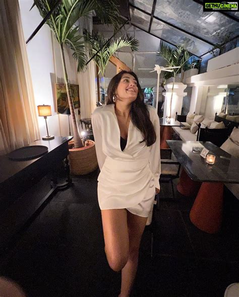 Actress Samiksha Jaiswal Hd Photos And Wallpapers September 2022 Gethu Cinema