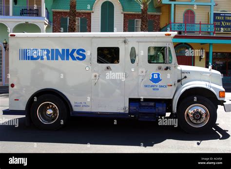 Brinks Armored Car Brinks Armored Vehicle Car Truck Secure Money