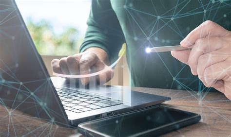 가상 성장 차트와 노트북과 손 디지털 비즈니스 프로젝트 관리자 연구 프로세스 혁신 그래프 인터페이스 시장 재고 분석 민첩성에 대한 스톡 사진 및 기타 이미지 Istock