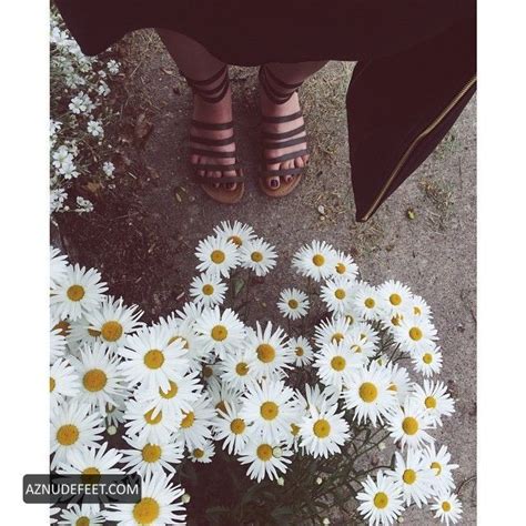 Emily Gwin Feet Aznudefeet