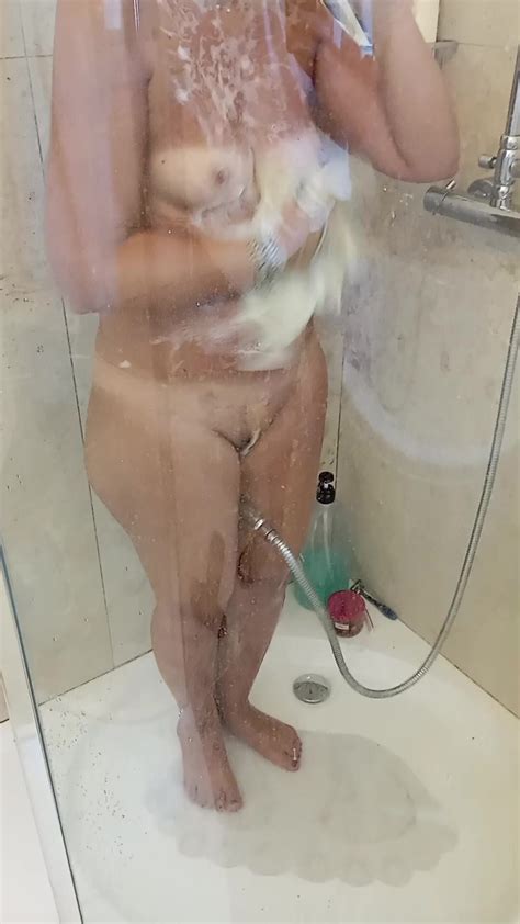 Moglie In Doccia 1 Amaporn