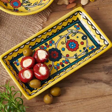 Charity Homeware Palestinian Ceramic Lantana Tray Vibrant Yellow