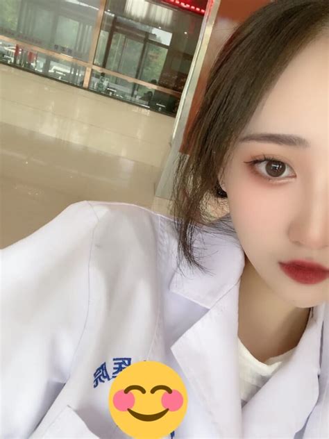 【twitter】この看護師（19歳美女）の裏垢がヌケまくると話題沸騰 ポッカキットポッカキット