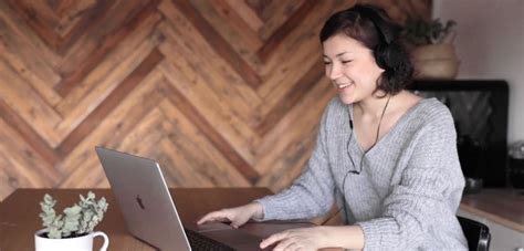 Live Online Adult Courses A Quick Guide Lewis Babe Of English