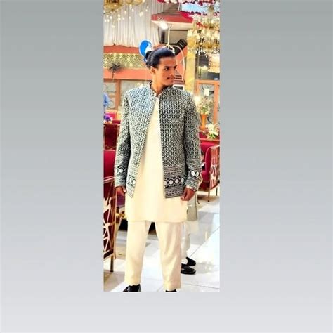 Syed Zeeshan Ali (@zee_xhan_ally) • Threads, Say more
